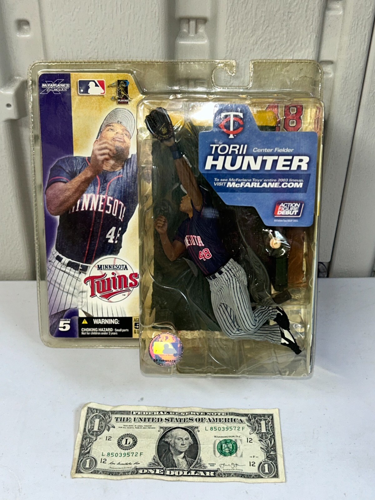 McFarlane MLB Torii Hunter #48 C Fielder Minnesota Twins Action Figure ...