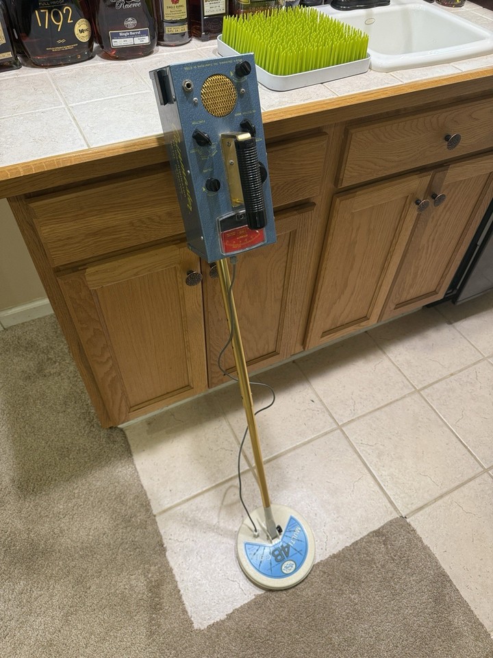 White's Vintage Coinmaster Mineral Metal Detector TR Discriminator ...