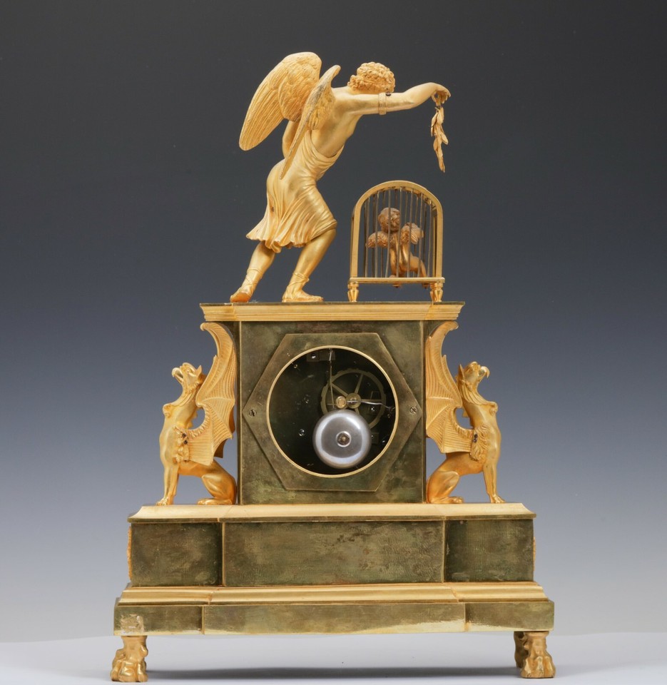 Jean-Louis Rouvière a Paris, 1805 Empire ormolu bronze mantel clock ...