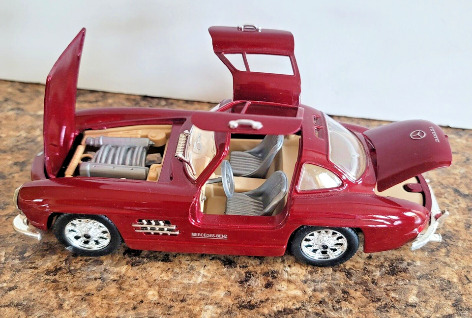 Sunnyside 1:24 Mercedes-Benz 1954 300SL Gull Wing Maroon Diecast Model ...