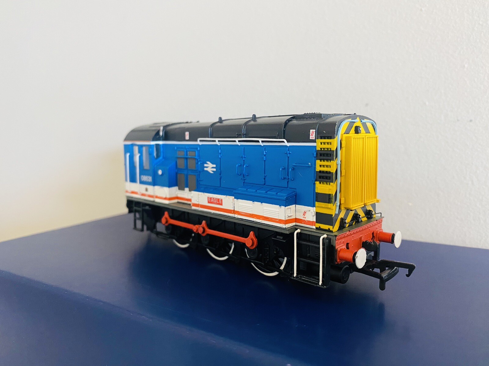 Bachmann 32-109 Class 08 Diesel Shunter 08631 Eagle Nse for sale online ...
