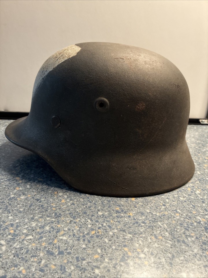 German Helmet Ww2 Original Paint M40. Unknown Emblem/paint On Front | eBay