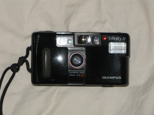 Olympus Infinity Jr 35mm point and shoot camera | eBay