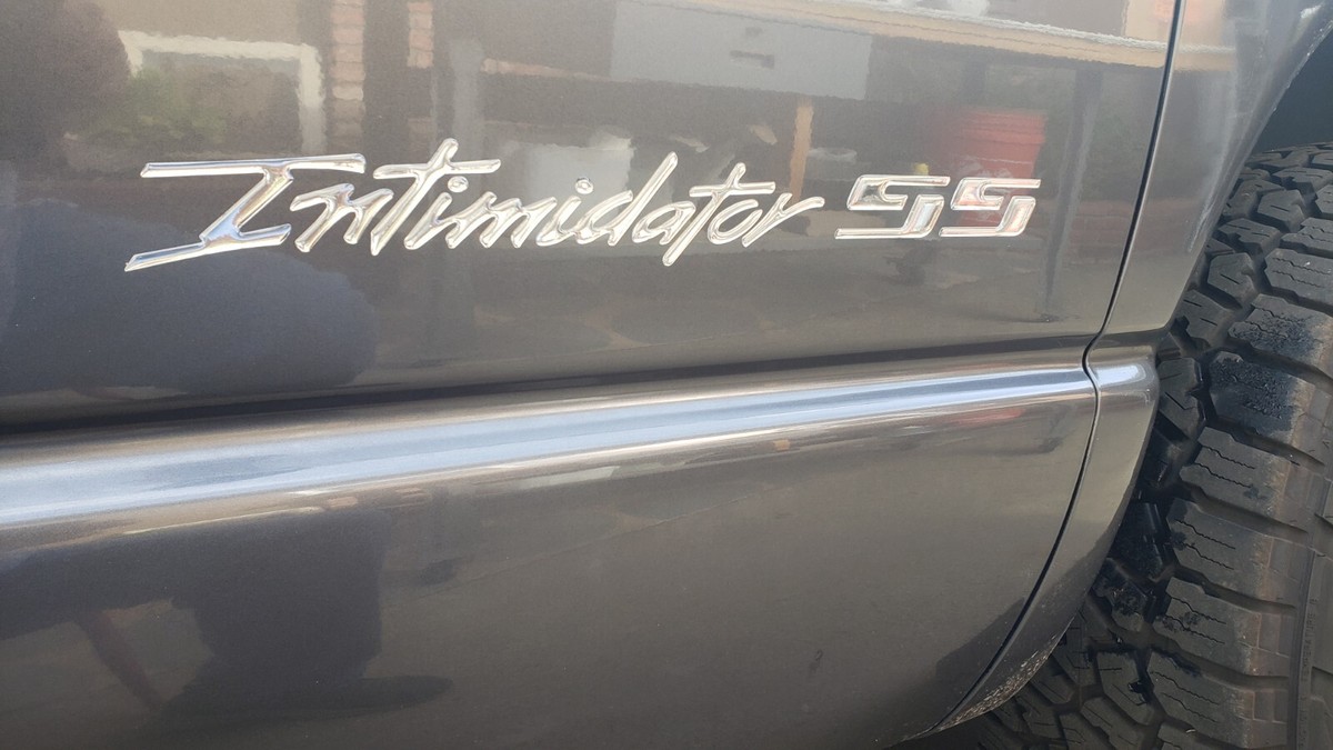 Intimidator Ss Logo