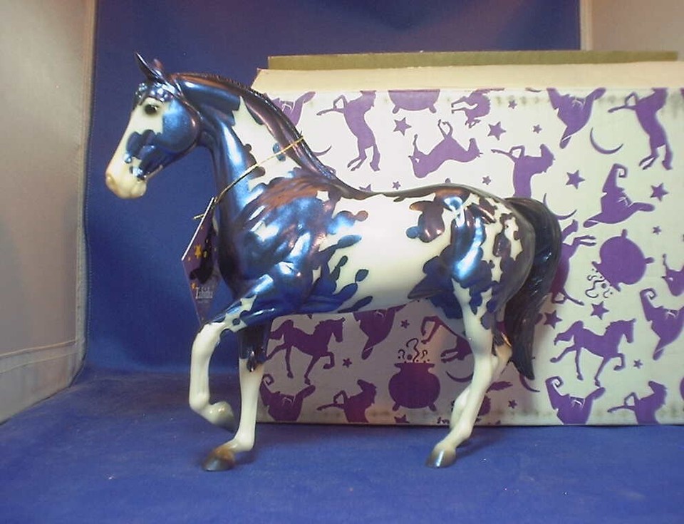 BREYER TABITHA HALLOWEEN HORSE SR #712451 GLOW IN THE DARK NEW IN BOX ...