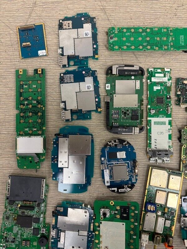 3.80 Lbs Cell Phone Circuit Boards for Scrap Gold Recovery | eBay