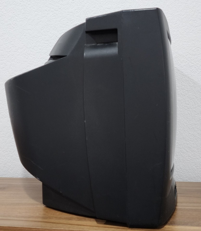 Samsung Vintage Color CRT TV For Retro Games & Movies 17in Black ...