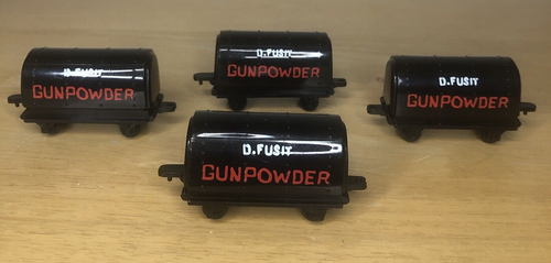 ERTL Thomas the Tank Engine & Friends D. Fusit Gunpowder PLASTIC Tanker ...