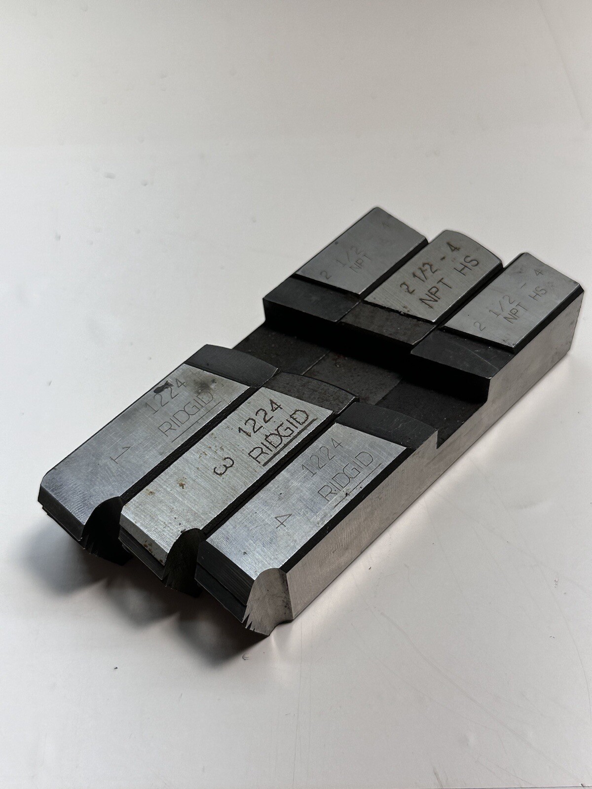 Ridgid 26192 2-1/2" - 4" NPT High Speed Pipe Dies for 1224 Threader 3 ...