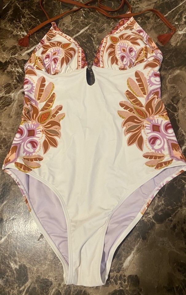 Cupshe Ornate Floral V-Neck Keyhole One Piece Swimsuit White & Blue ...