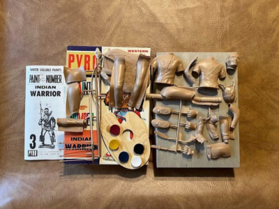 Pyro Model Figure Kit Paint By Number C283-100 Indian Warrior 1965 1:8 ...