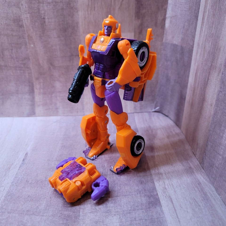 Transformers Generations Selects Deluxe Lancer Figure | eBay