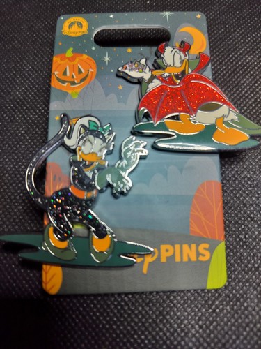Disney Parks Pin 2025 Happy Halloween Devil Donald Duck Cat Daisy Duck ...