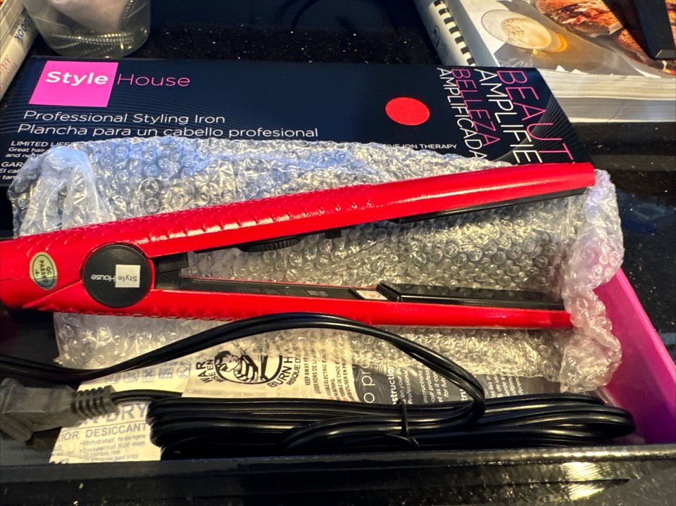 513 Professional Hair Styling Flat Iron Style House red 1.25" Salon ...
