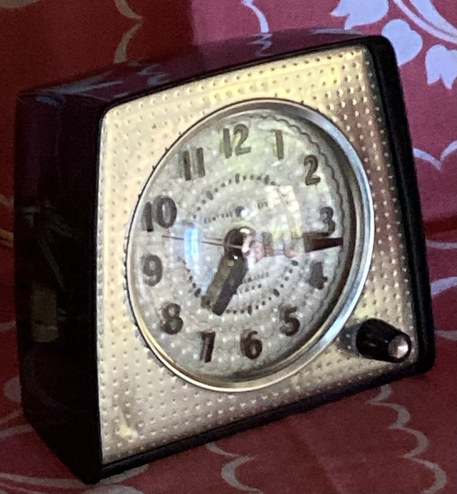 General Electric 7H216K~Deco~MCM Electric Desk Alarm Clock Works (read ...