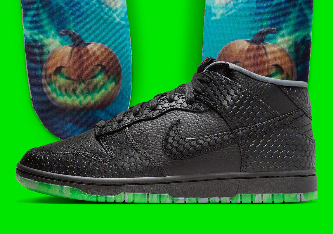 Nike Dunk Mid Halloween Headless Horseman Black Smoke Grey Nike Dunk Mid Halloween Headless Horseman Black Smoke Grey