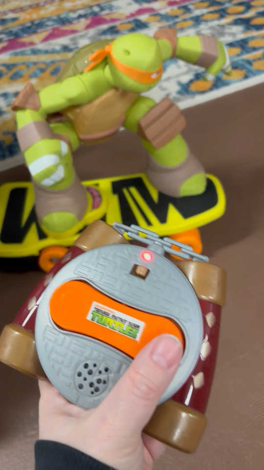 Teenage Mutant Ninja Turtles Remote Control Skateboard R/C Toy Jakks ...