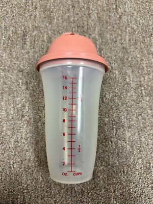 Tupperware 2 Cup, Quick Shake Mixer /Blender, Pink, 3 Piece Flip Top ...
