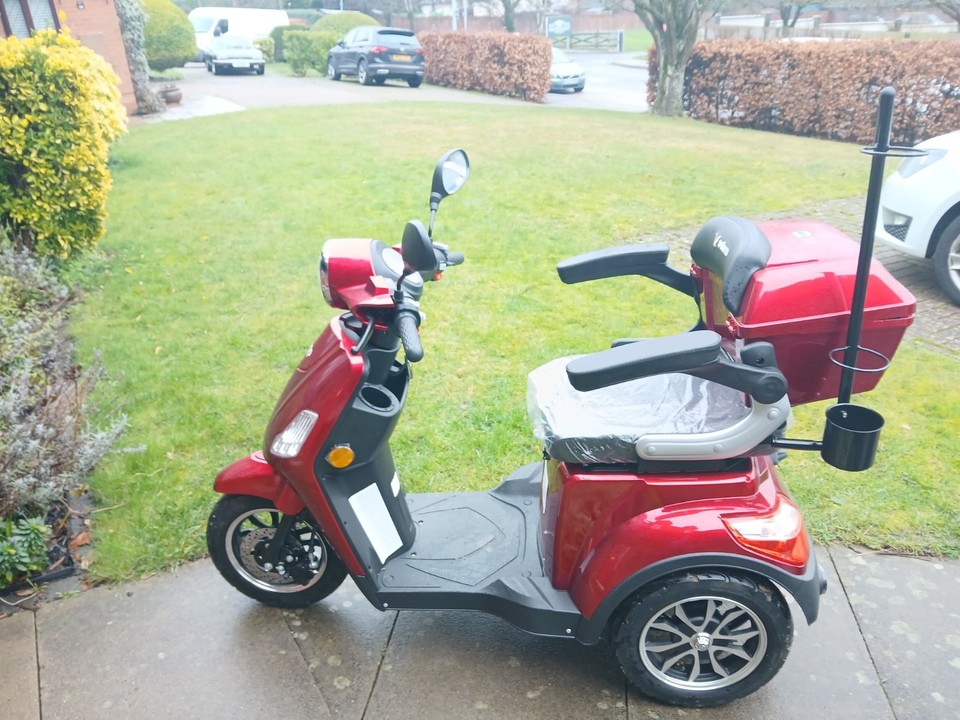 mobility scooters pre owned 8 mph only used once up the drive | eBay UK