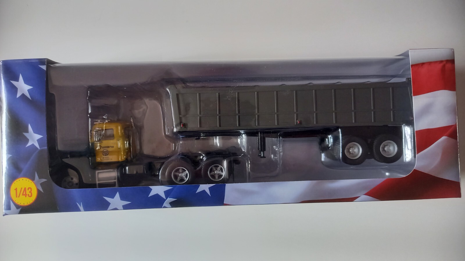 Camión americano Autocar A64 de SHAMANA Steel a 1/43 | eBay