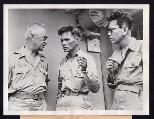 COL. KANGLEON leader of Filipino Guerillas Tacloban Leyte PHILIPPINES ...