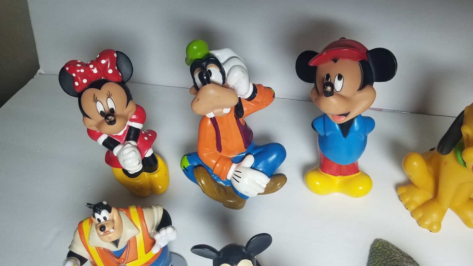Disney toy Figure Lot Mickey Mouse Donald Duck Pluto Goofy Dwarf Poo ...