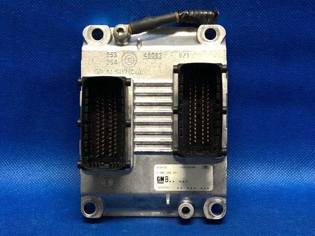 06 Cadillac CTS 3.2 2.6 ECU Module Computer PCM ECM 0 986 268 001 ...