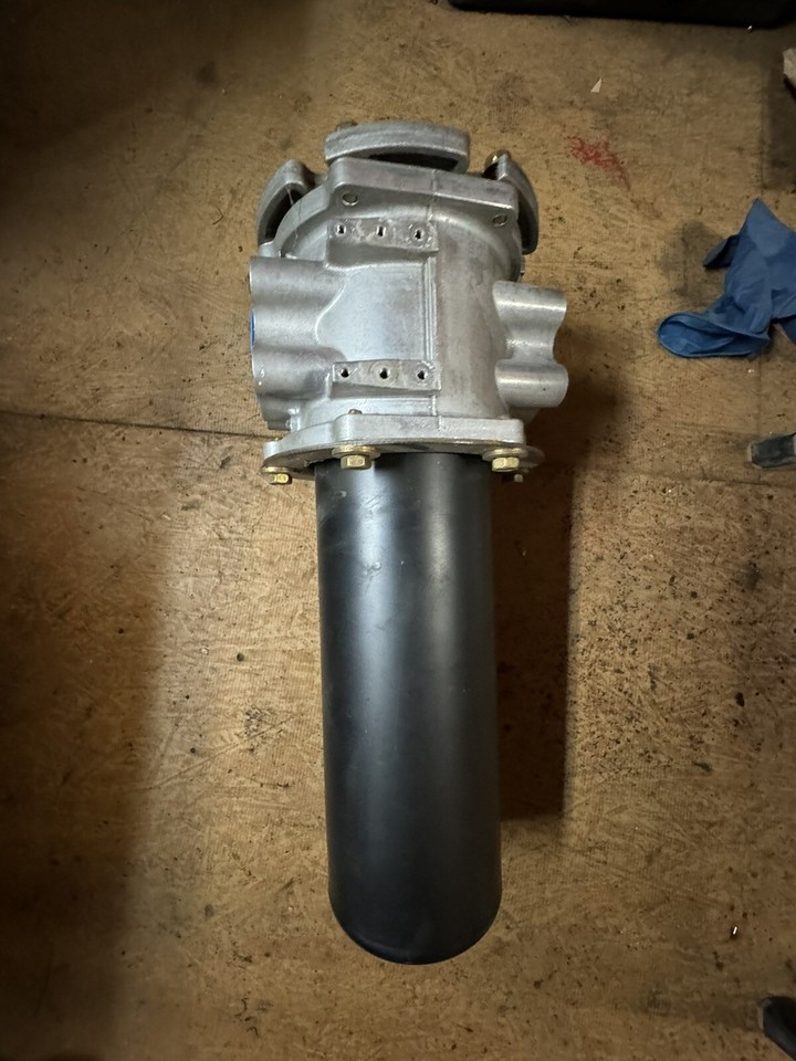 Parker MODUFLOW Hydraulic Fluid Filter Housing Ilp 1 20Q E DP 35E9E9 ...