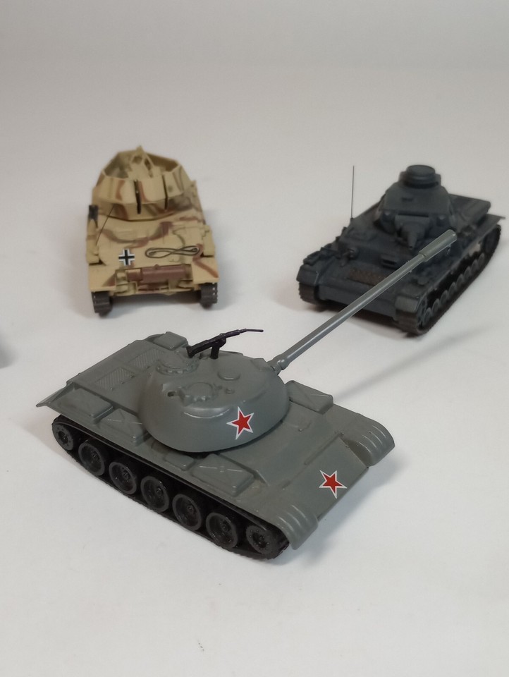 Lot of 6 Model Tanks - Dinky, Corgi, Matchbox - WWII - Panzer Sherman ...