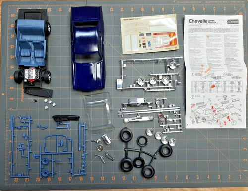 Monogram Heavy Chevy Chevelle 3'n1 1/25 Car Plastic Model Kit 2715 ...