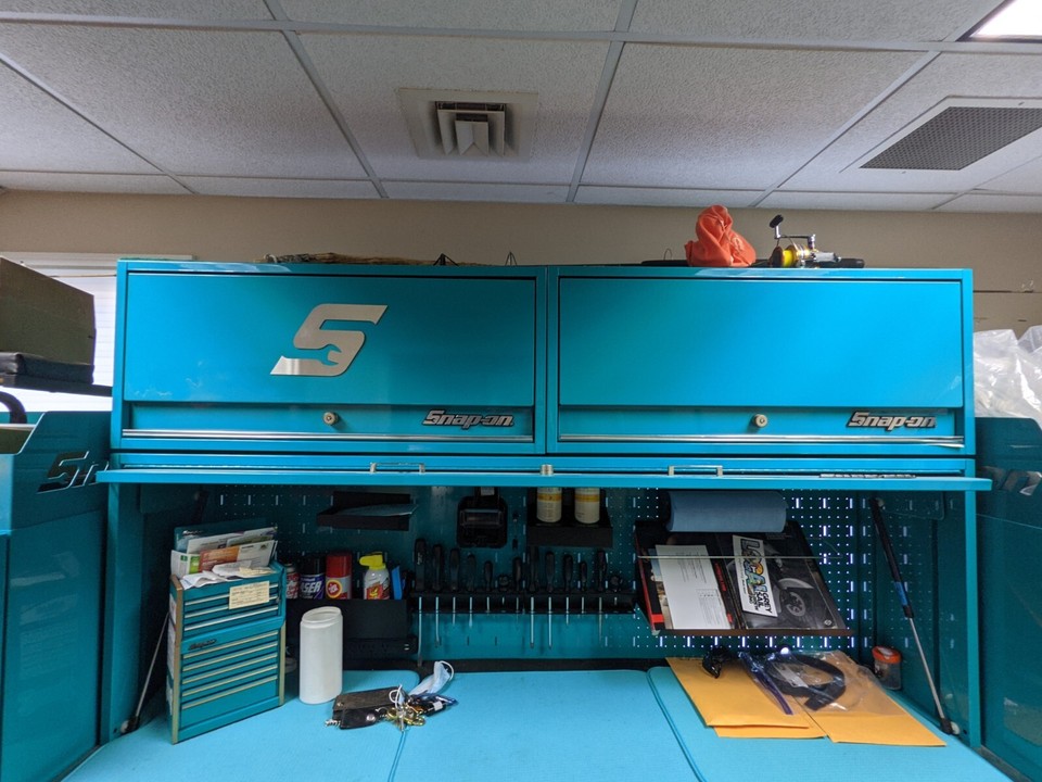 Snap-On Toolbox, with riser, bookcases, lockers, locker toppers service ...