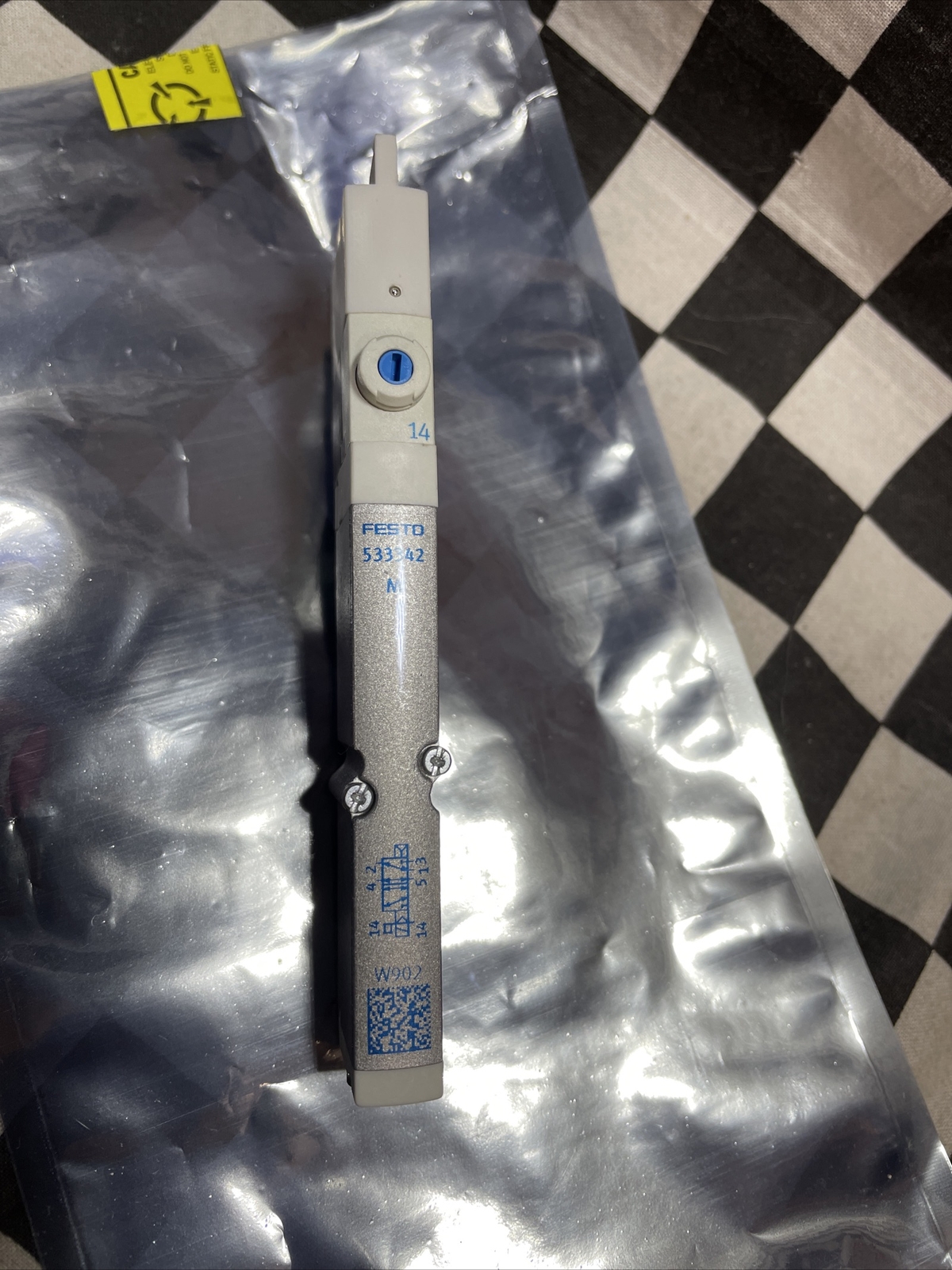 Festo 533342 Pneumatic Solenoid Valve VGC Vmpa1-rp W702 for sale online ...