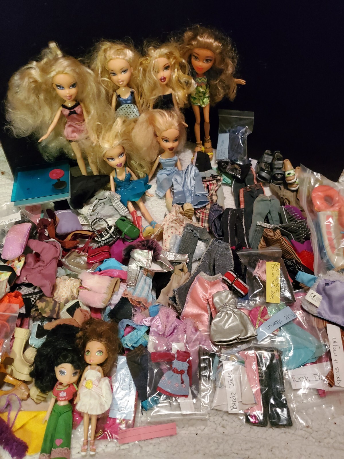 Lot Of 8 Bratz Dolls, Clothes, Shoes, Some TLC | eBay