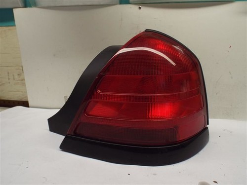 Passenger Tail Light Quarter Panel Mounted Fits 00-11 CROWN VICTORIA ...