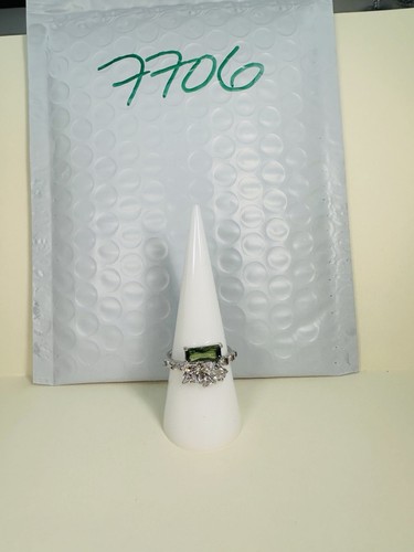 Bomb Party Sz8 Revealed BP Ring Fashion Jewelry RBP Brilliant Green ...