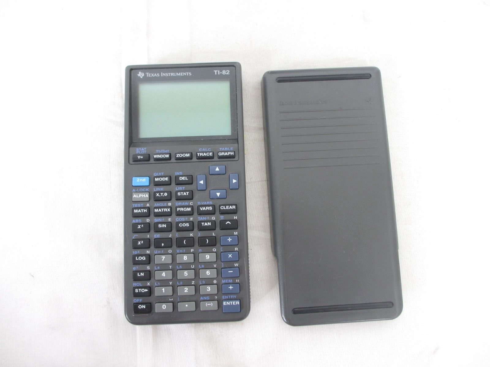 Texas Instrument TI-82 Graphing Calculator with Wire and Manual Tested ...