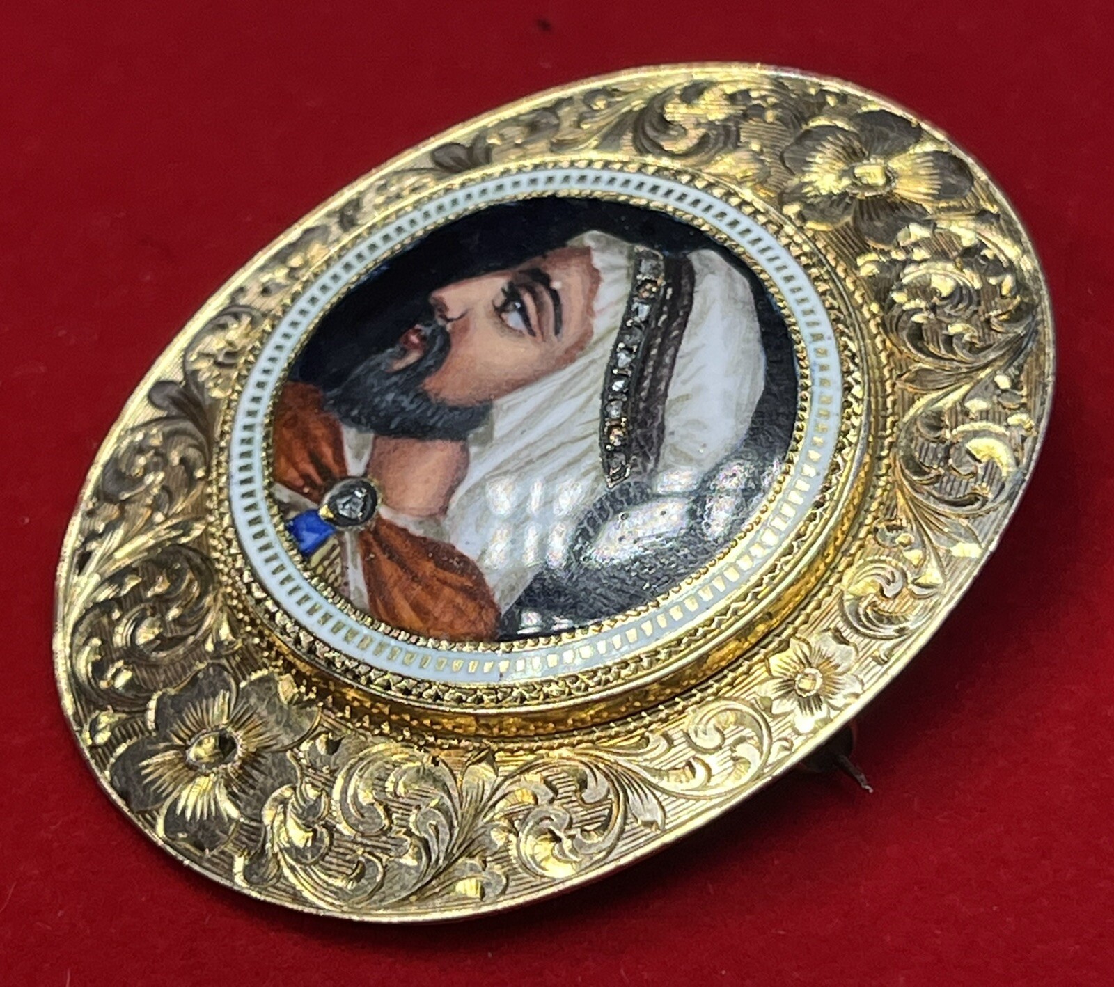 Antique 18K Yellow Gold Engraved Enamel Cameo With Di… - Gem