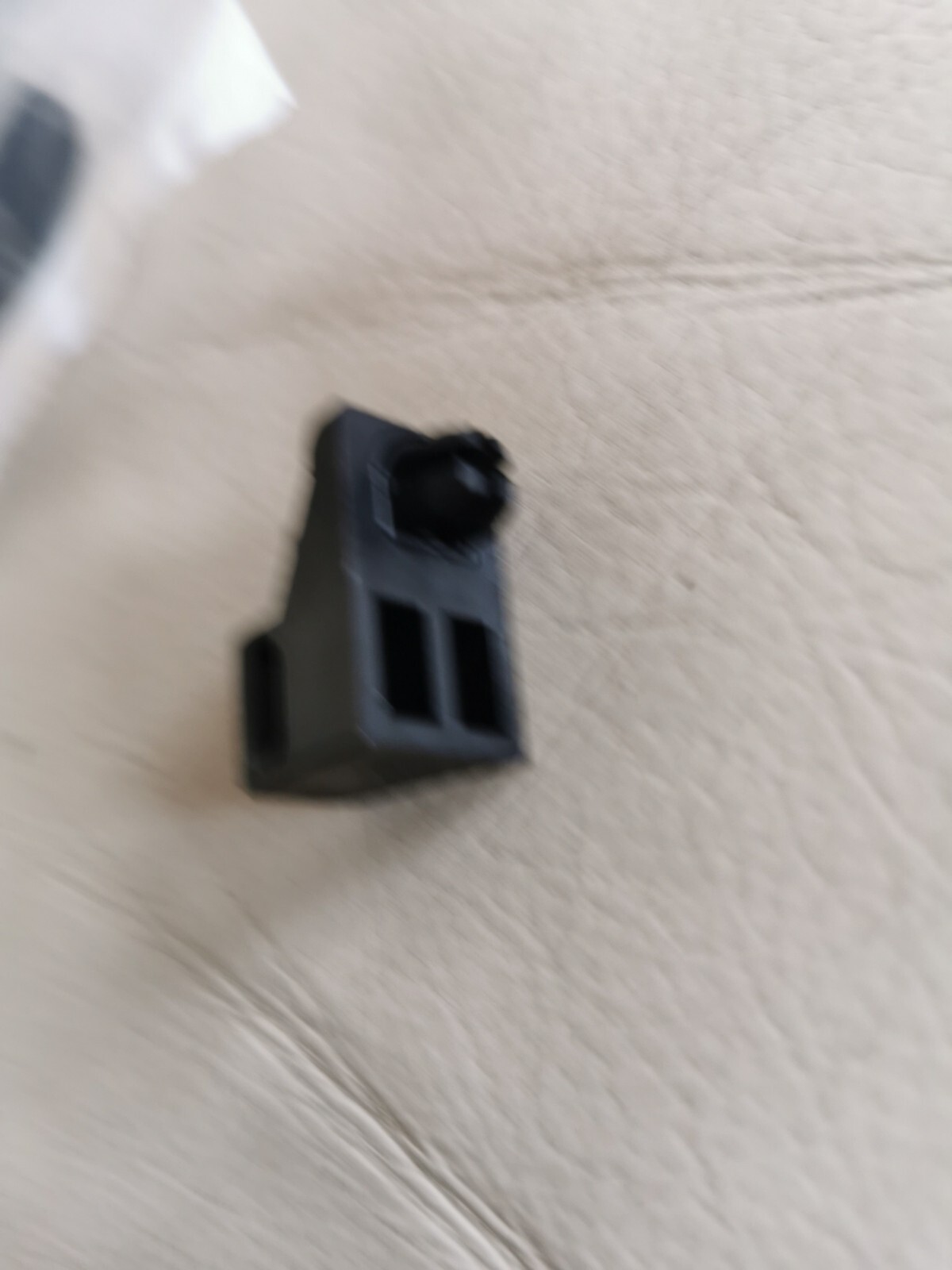 9x Genuine Land Rover Door Trim End Panel Clips - LR000077 | eBay UK