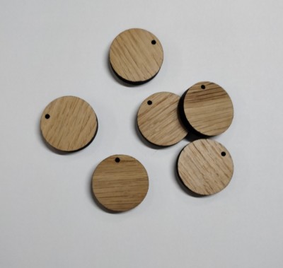 Wooden Solid Oak round wood Keyring blank key rings 7mm thick laser cut ...