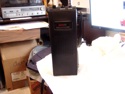 Realistic TRC-215, Citizens Band Transceiver 6 Ch. No. 504104 at the ...