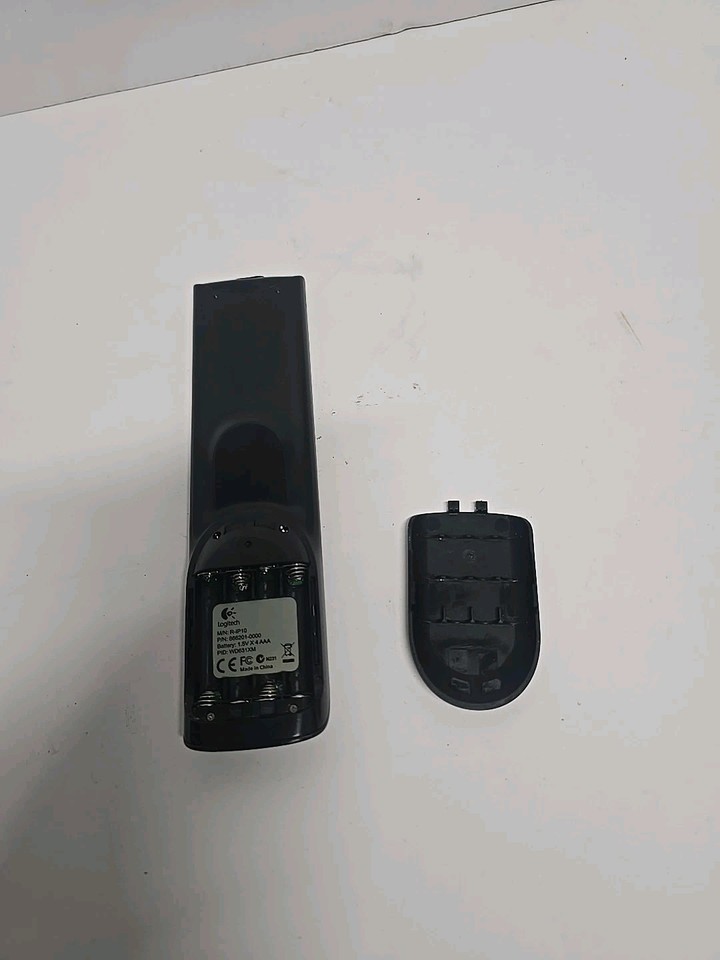 LogiTech Harmony 550 Universal Multi-Device Programable Remote Control ...