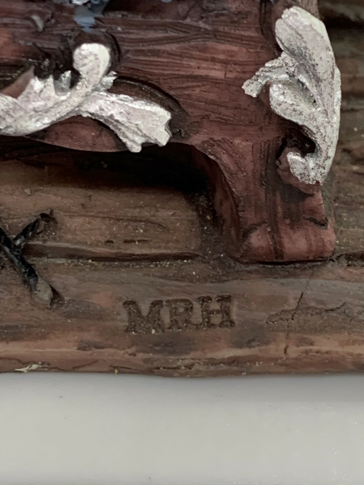 MEERCHI MRH RESIN FIGURINE STATUE BEARS IN READING CHAIR (NO BASE) | eBay