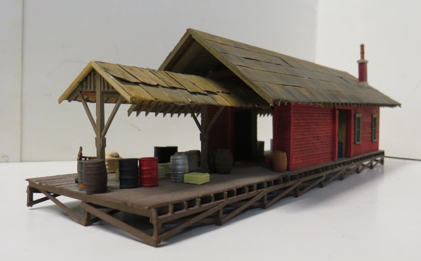 FREIGHT DEPOT. FINE SCALE MINIATURES. BUILT. WOOD. VERY DETAILED ...