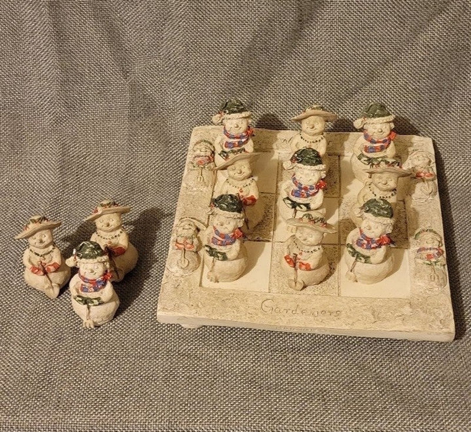Adorable Hen Feathers "Winter Gardening" Snowman Tic Tac Toe Set ...