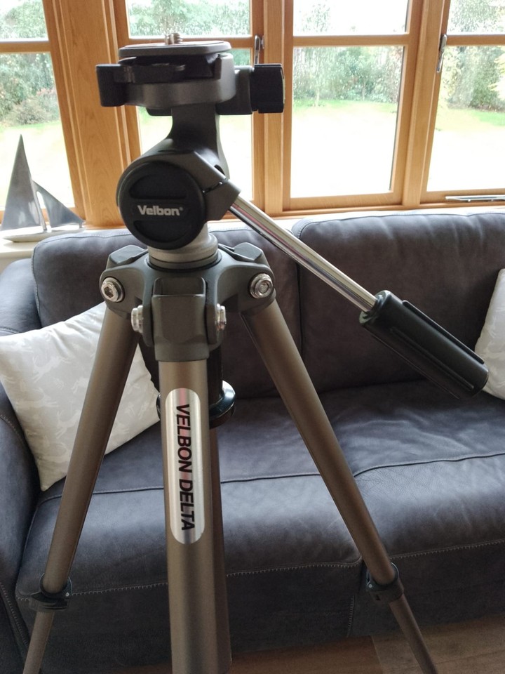 Velbon Delta Tripod with PH-157Q Head | eBay UK