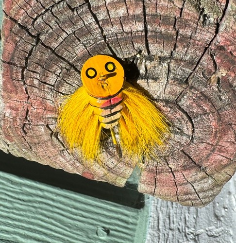 Cutest Lure Ever Grooved Body BUMBLEBEE Popping Bug Wood Vintage ...