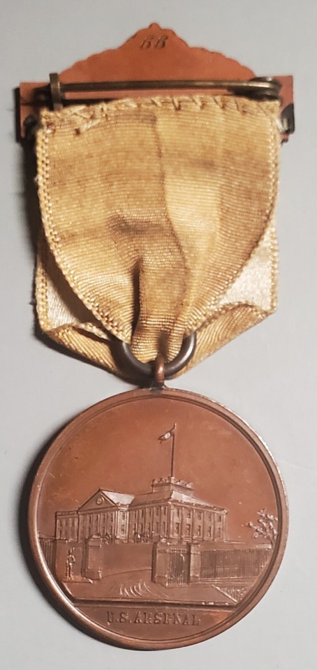 GAR Post 16 SPRINGFIELD MASS./ASSOCIATE MEMBERSHIP BADGE | eBay