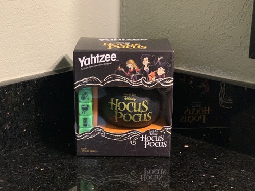 Disney Hocus Pocus Yahtzee Collectible Witch’s Cauldron Dice Cup Game ...