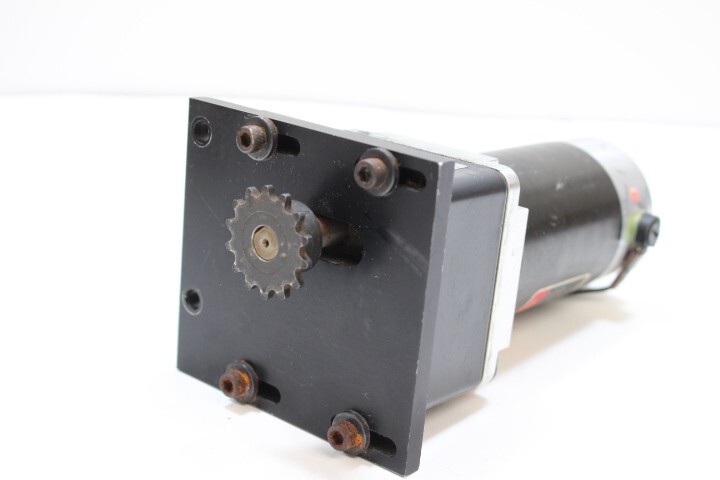 6970 Dynetic Systems 220110 DC Servo Motor/Oriental Motor 3GN9KA Gear ...