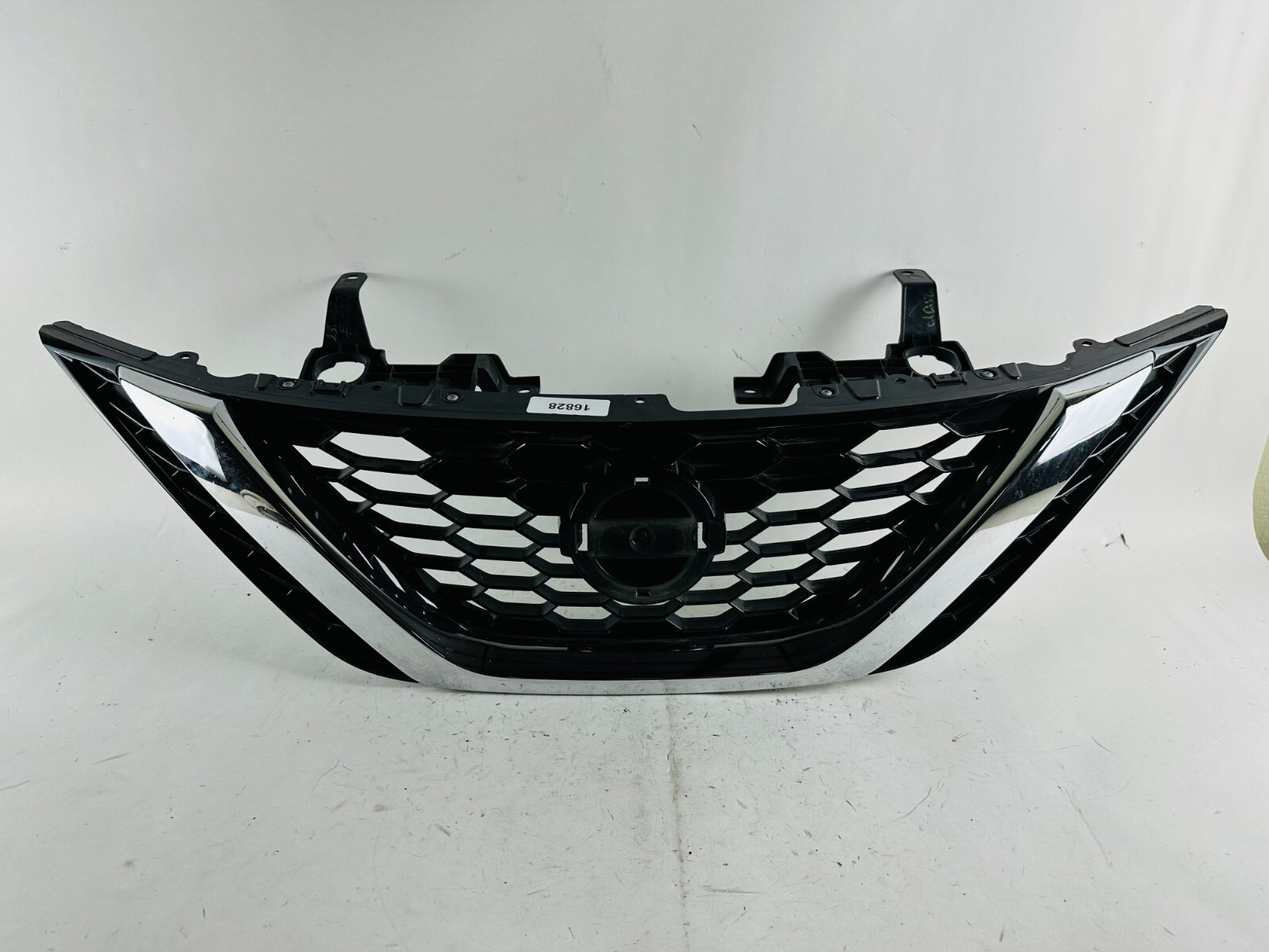 2016 2017 2018 Nissan Sentra Front Upper Grille OEM 62310-3YU0A | eBay